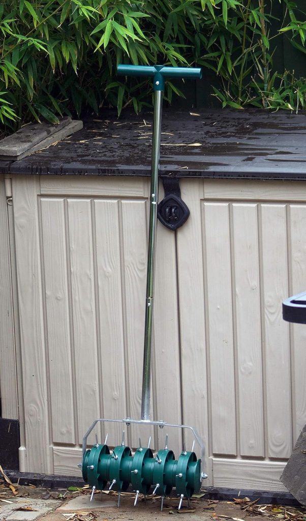 7 Best Lawn Aerators | Electric, Manual, Plug Aerators | UK